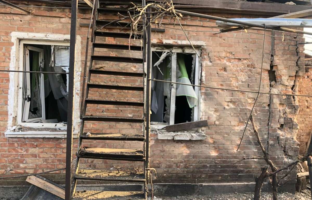 Нічний обстріл Дніпропетровської області у поліції показали фото руйнувань Новости Section