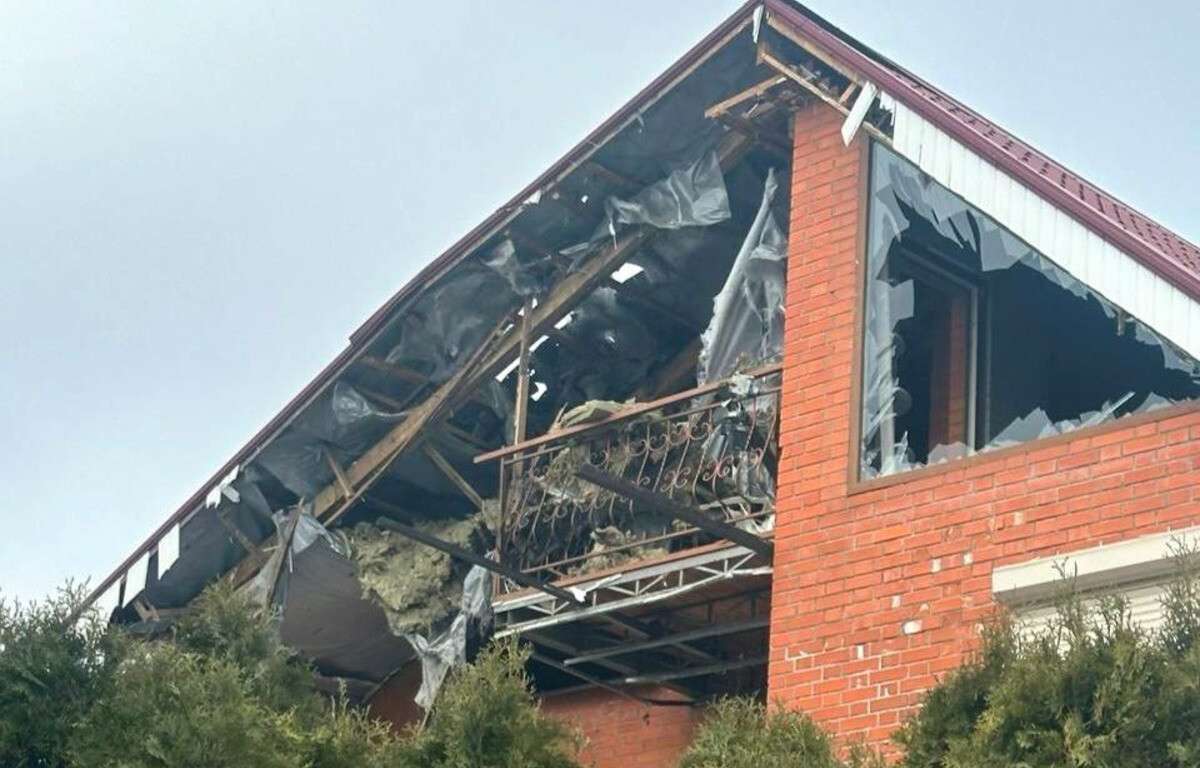 Оккупанты нанесли удары по Никопольскому району дронами камикадзе и